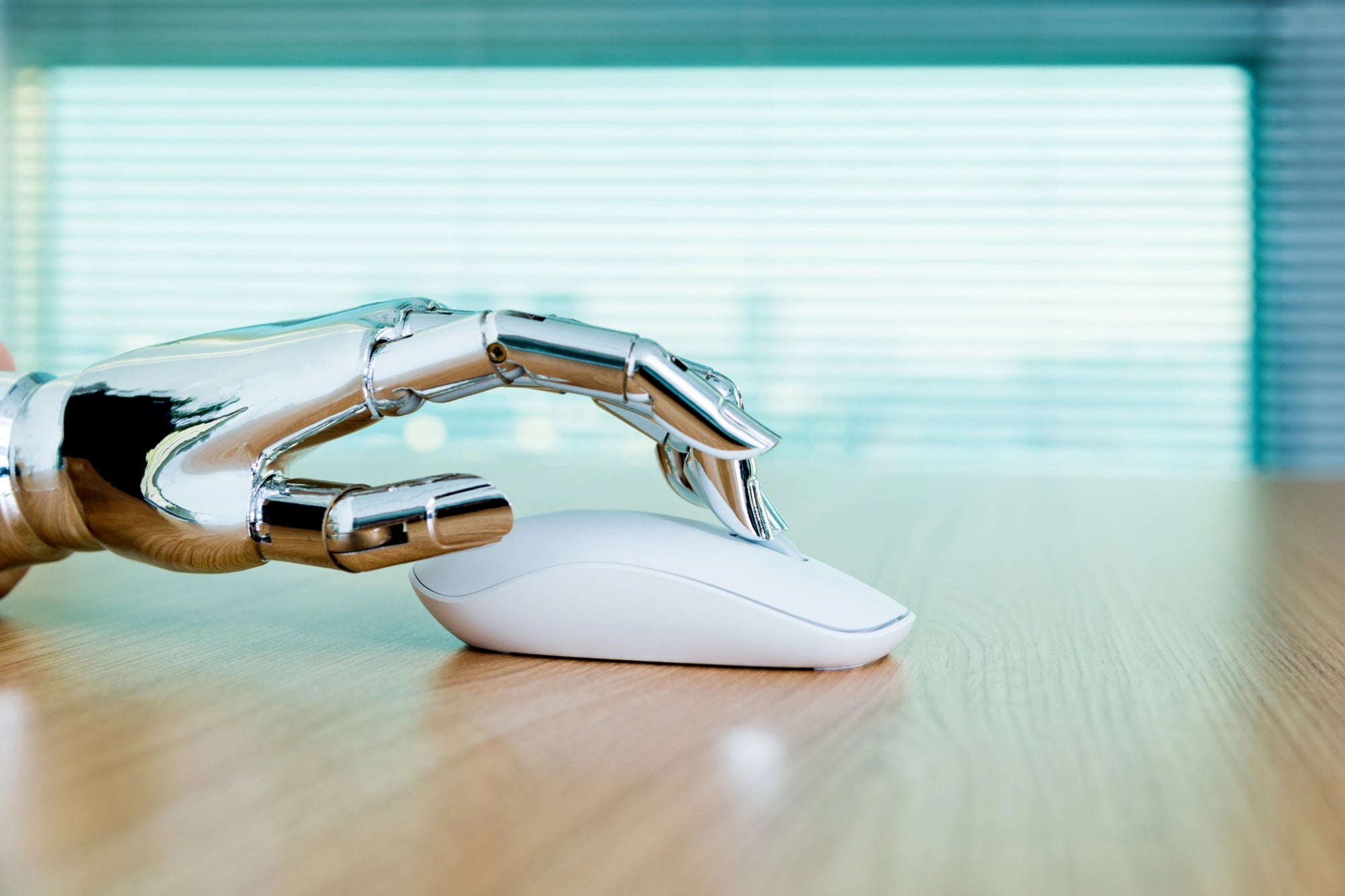 Los robots no están robando trabajos, los están mejorando