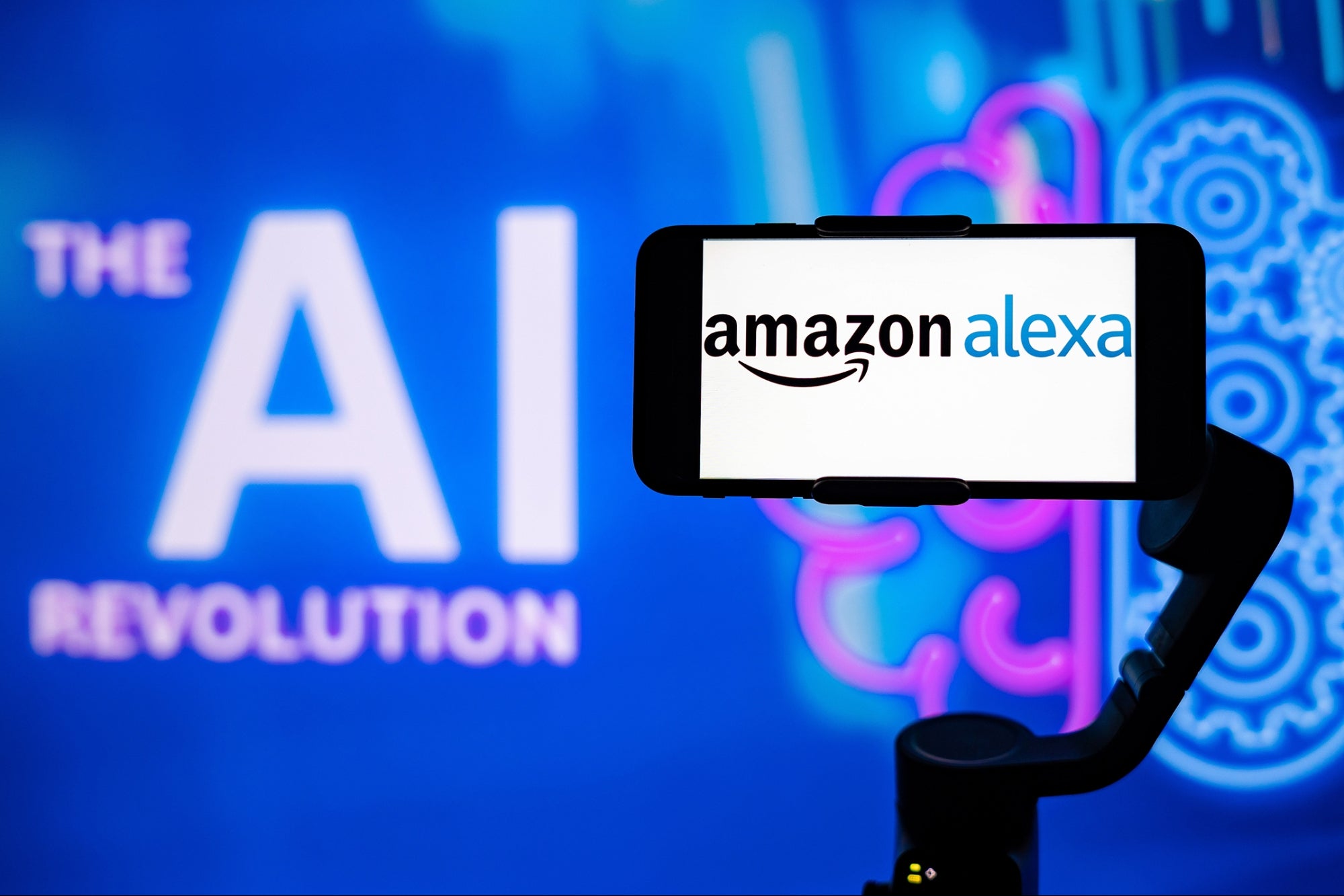 Una nueva versión de pago de Alexa genera dudas y preocupación