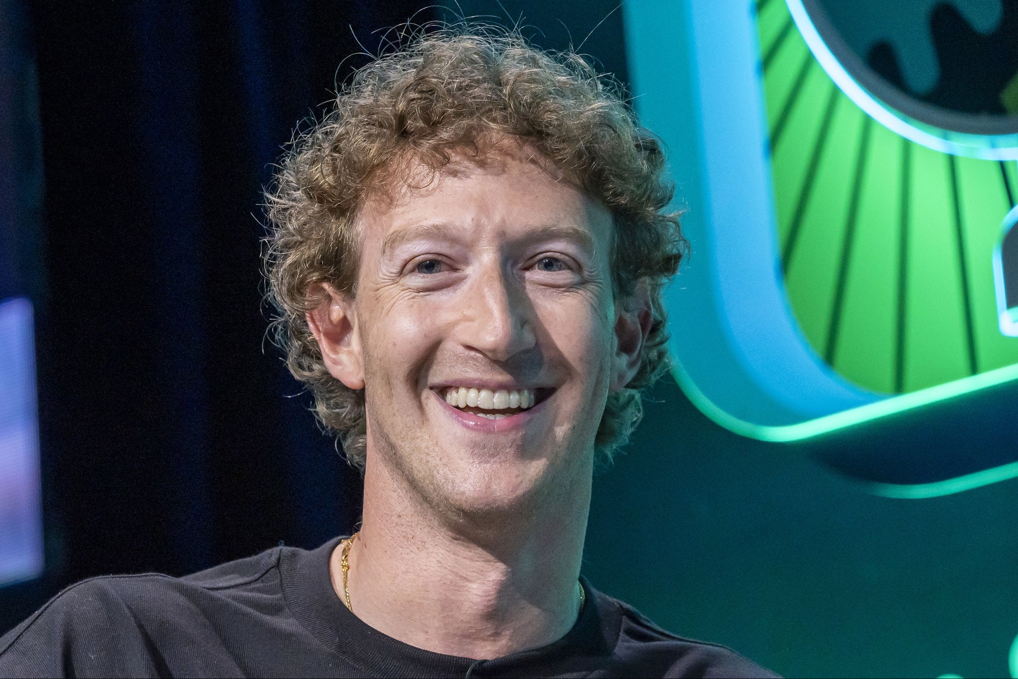 Mark Zuckerberg lima asperezas con Donald Trump. Meta dona $1 millón de ...
